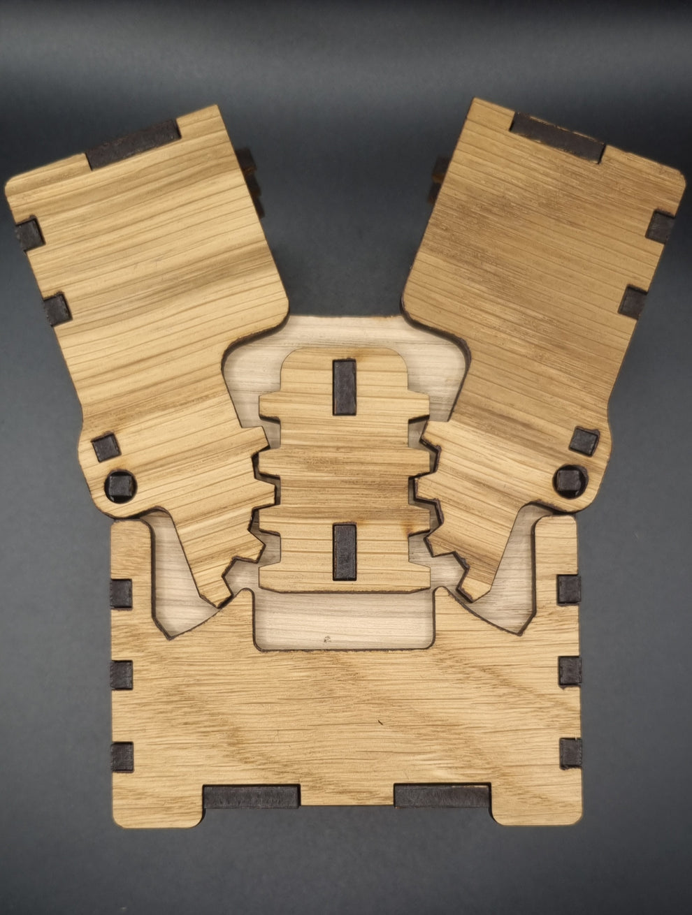 Mechanical Card Box – Laser Edge Gaming