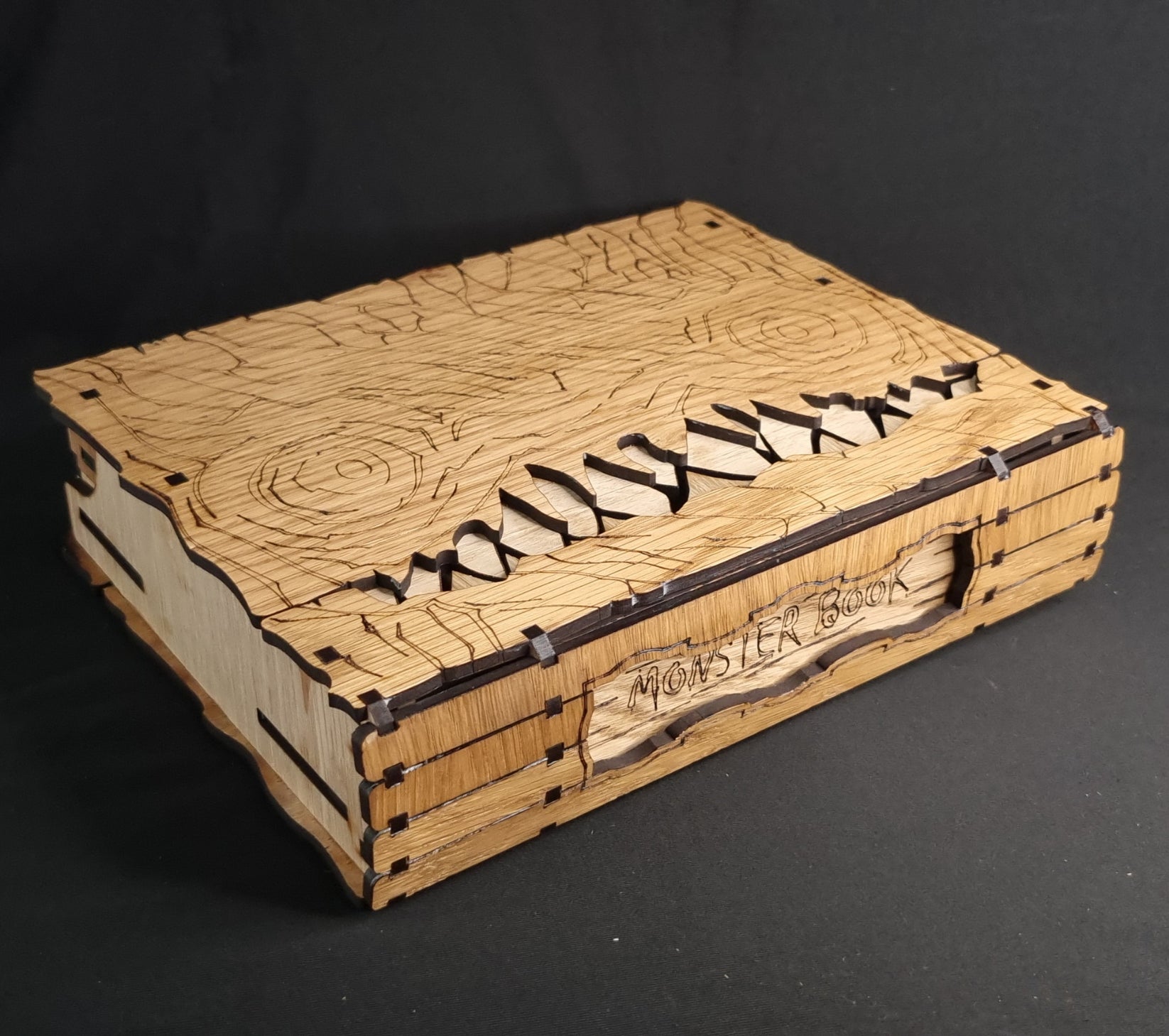 Monster Book - Deluxe – Laser Edge Gaming